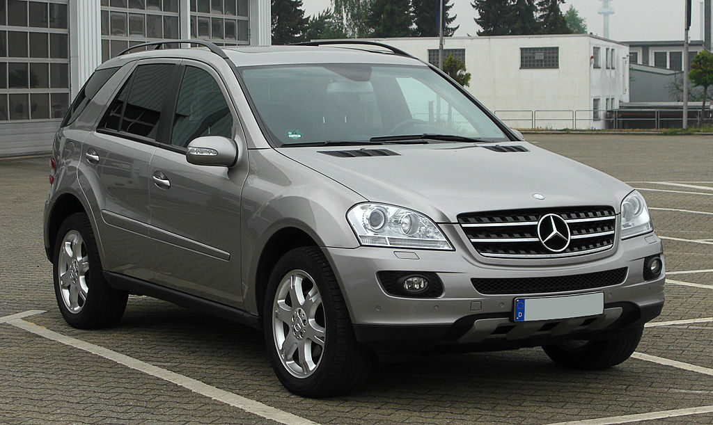 1024px-Mercedes-Benz_ML_320_CDI_4MATIC_(W_164)_–_Frontansicht,_27 ...